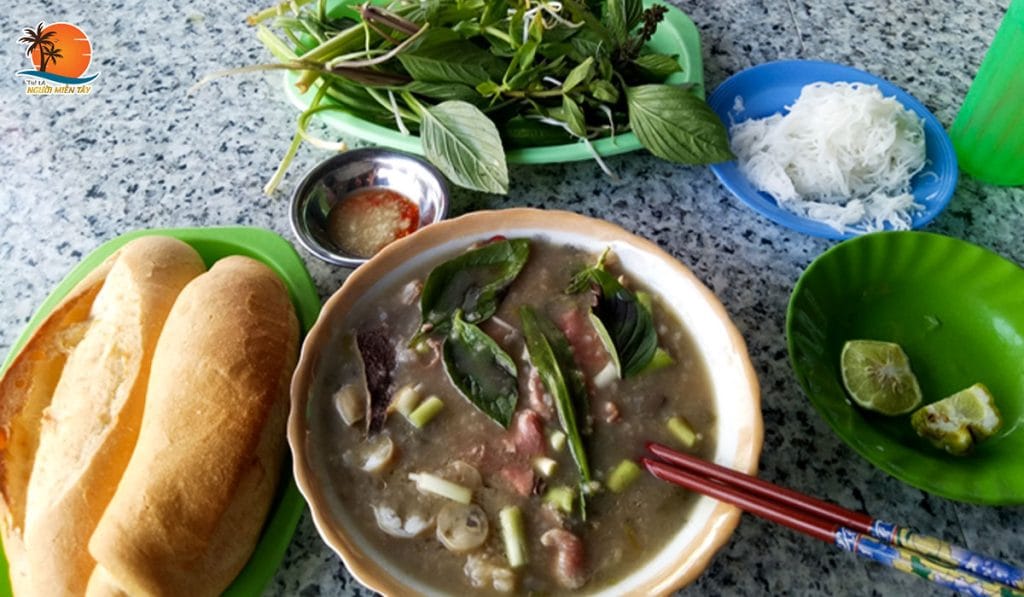 Độc đáo và lạ miệng với món cháo bò Tri Tôn - đặc sản vùng bảy núi An Giang